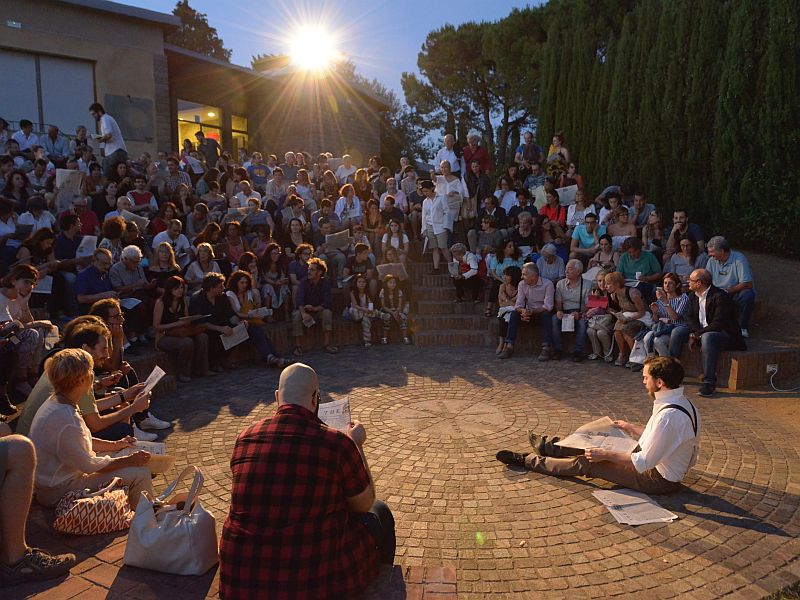 Visione notturna: luci distorte nel cielo – EduINAF